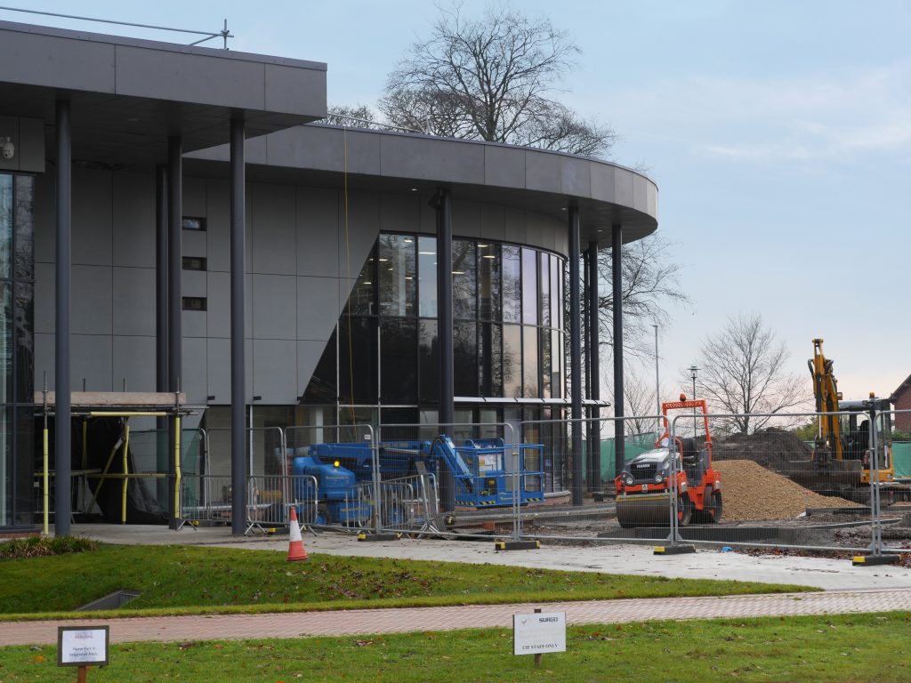 Cutting-edge new CPI healthcare photonics facility nearing completion ...